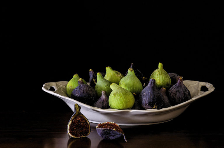 Fig fruit (Anjeeri) | Health benefits of Fig | Recipes of Fig fruit ...